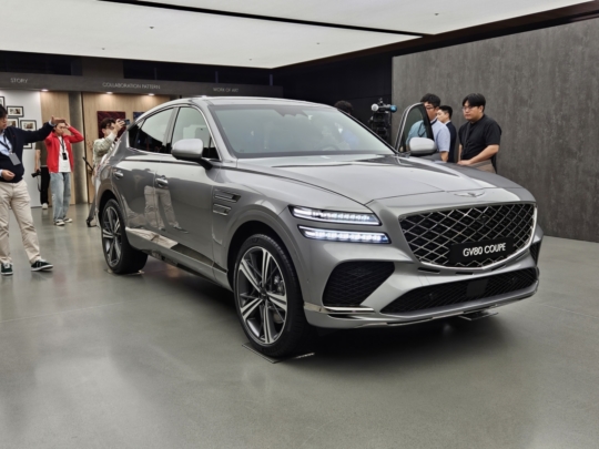 415마력 제네시스 떴다…'GV80 쿠페', 다음달 출시