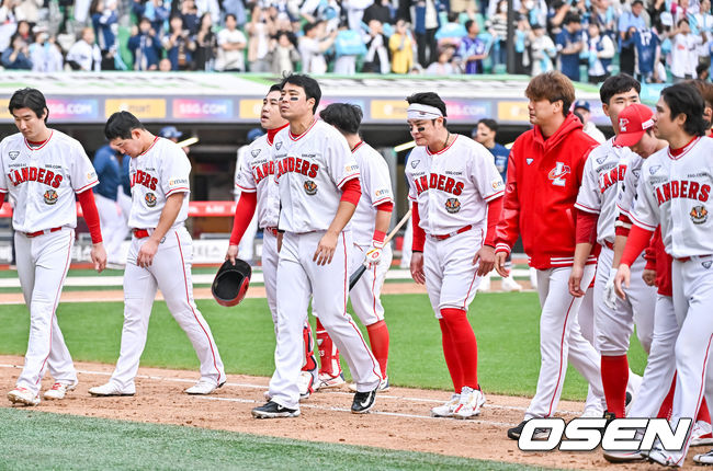 불펜 불안은 모두 마찬가지…87.5% 확률 뺏긴 SSG, 작년에는 KS 1차전 내주고 '통합 우승' 이뤘다 [준PO]