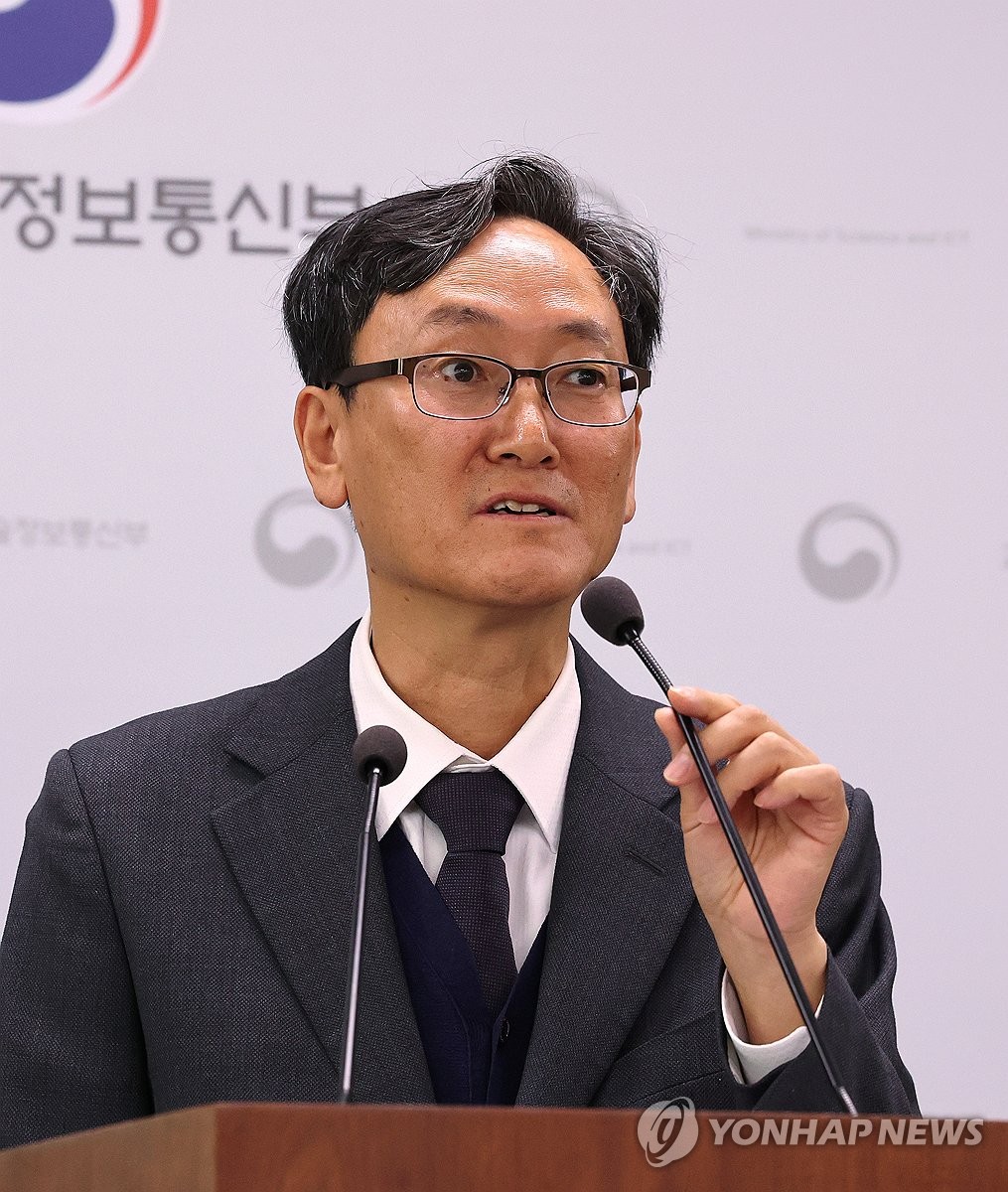 전국과학전람회 심사결과 발표하는 이석래 국립중앙과학관장