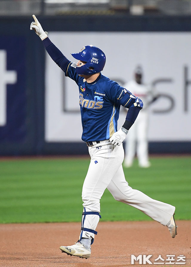 상승세는 계속된다…NC 박건우, KT 벤자민 상대 선제 투런포 ‘쾅!’ [MK PO2]