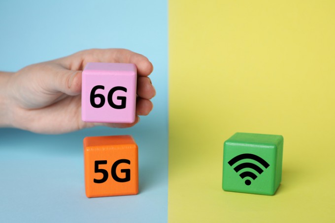 [기술패권 시대 우리말] ⑬풀어드립니다…5G·6G·오픈랜