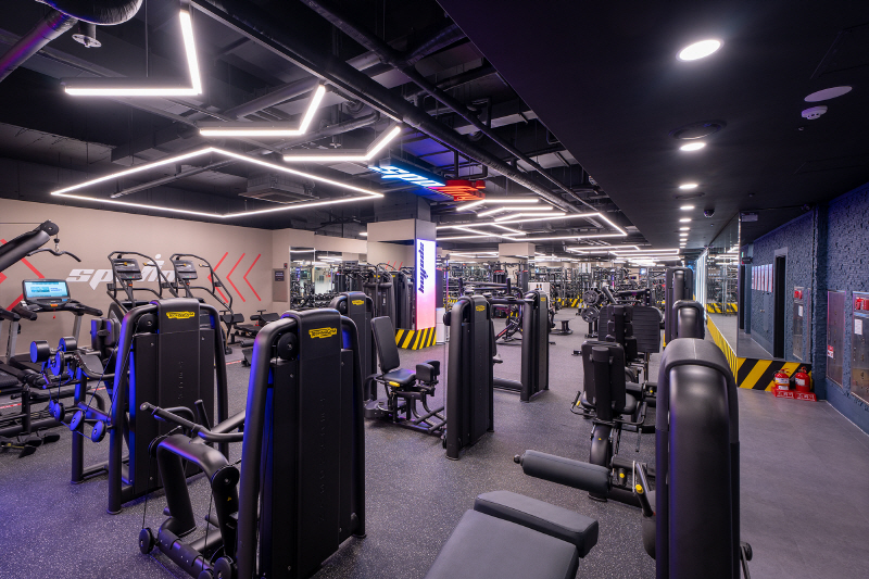 스포애니(spoAny), 100호점 남부터미널역점 그랜드 오픈