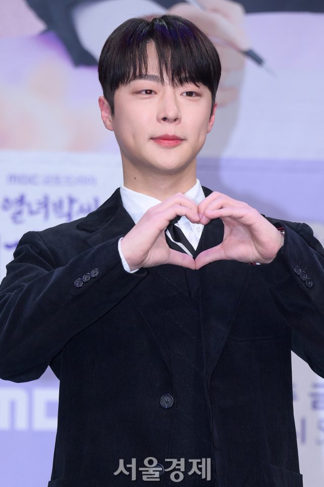 배인혁, 달콤한 하트 [SE★포토]