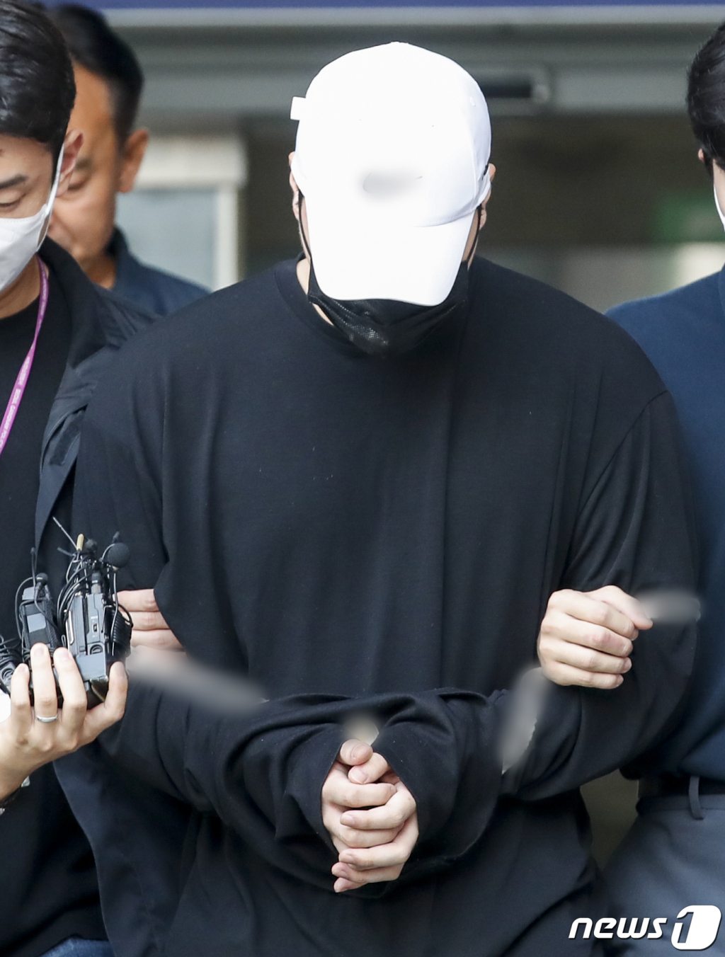 압구정 롤스로이스 피해자 끝내 사망…檢 도주치사로 변경 종합
