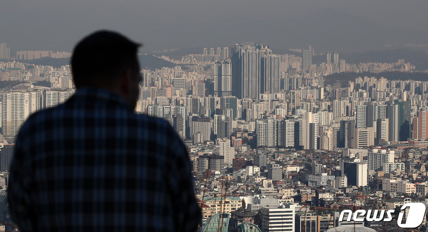 “대출 이자 못내 살던 아파트 경매로 넘어갔어요”