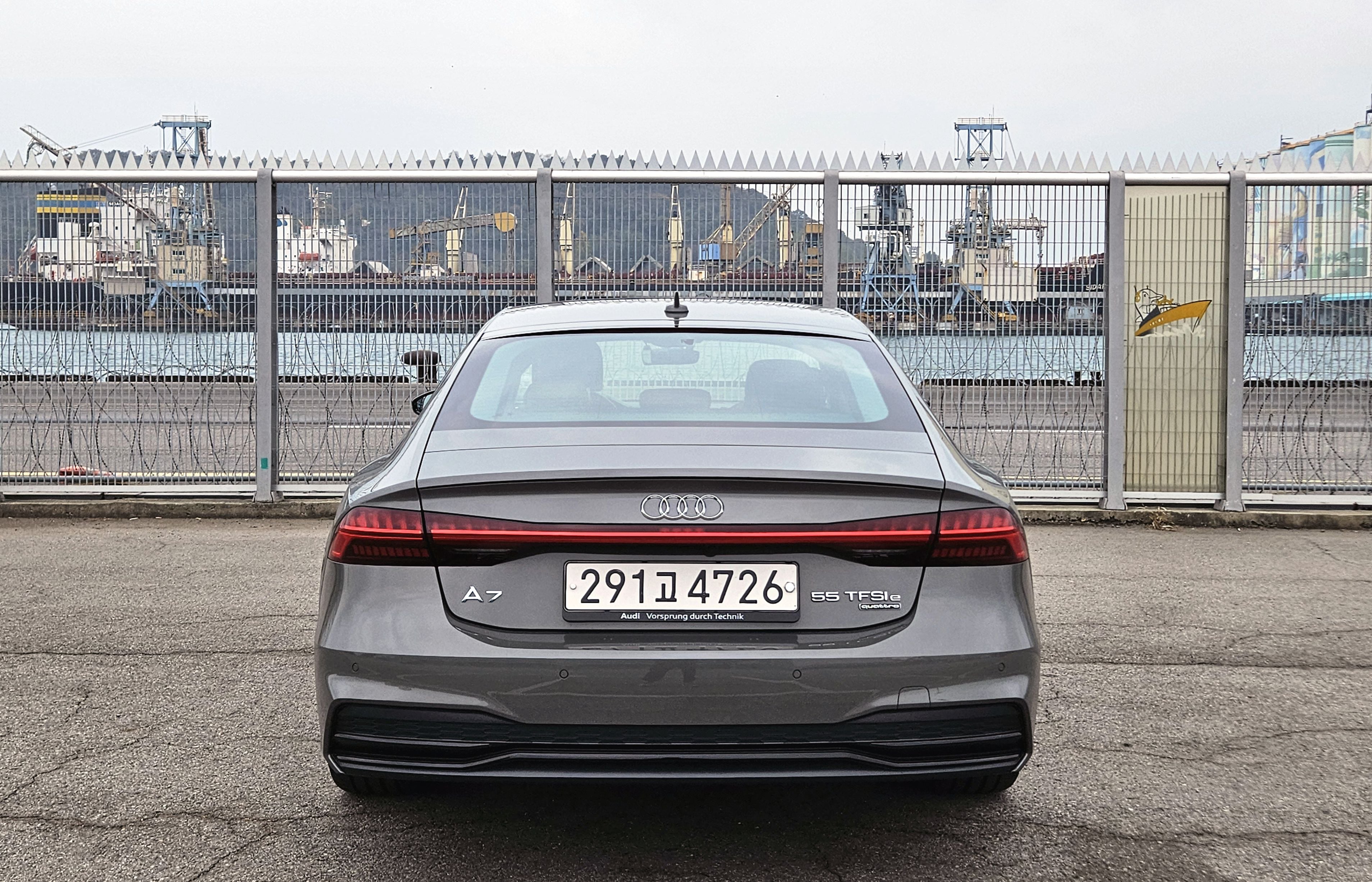 [시승기] 디자인·연비·성능 다 갖춘 아우디 A7 PHEV