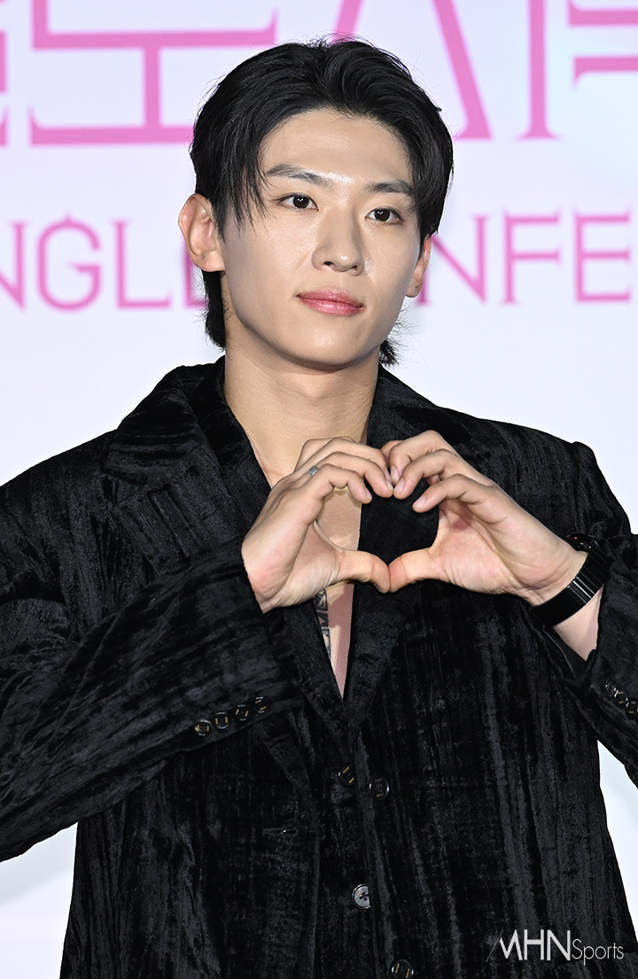 [Ms포토] 덱스 '플러팅 장인 하트'