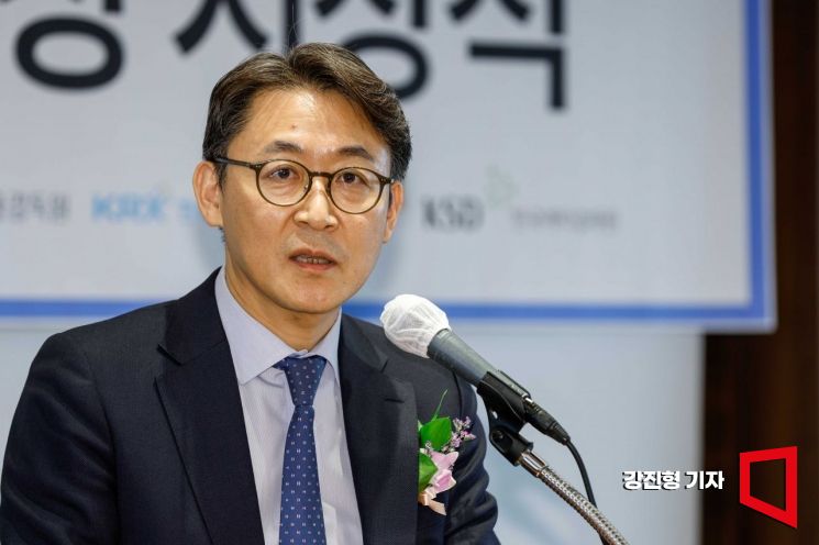 [포토]축사하는 권대영 금융위원회 상임위원