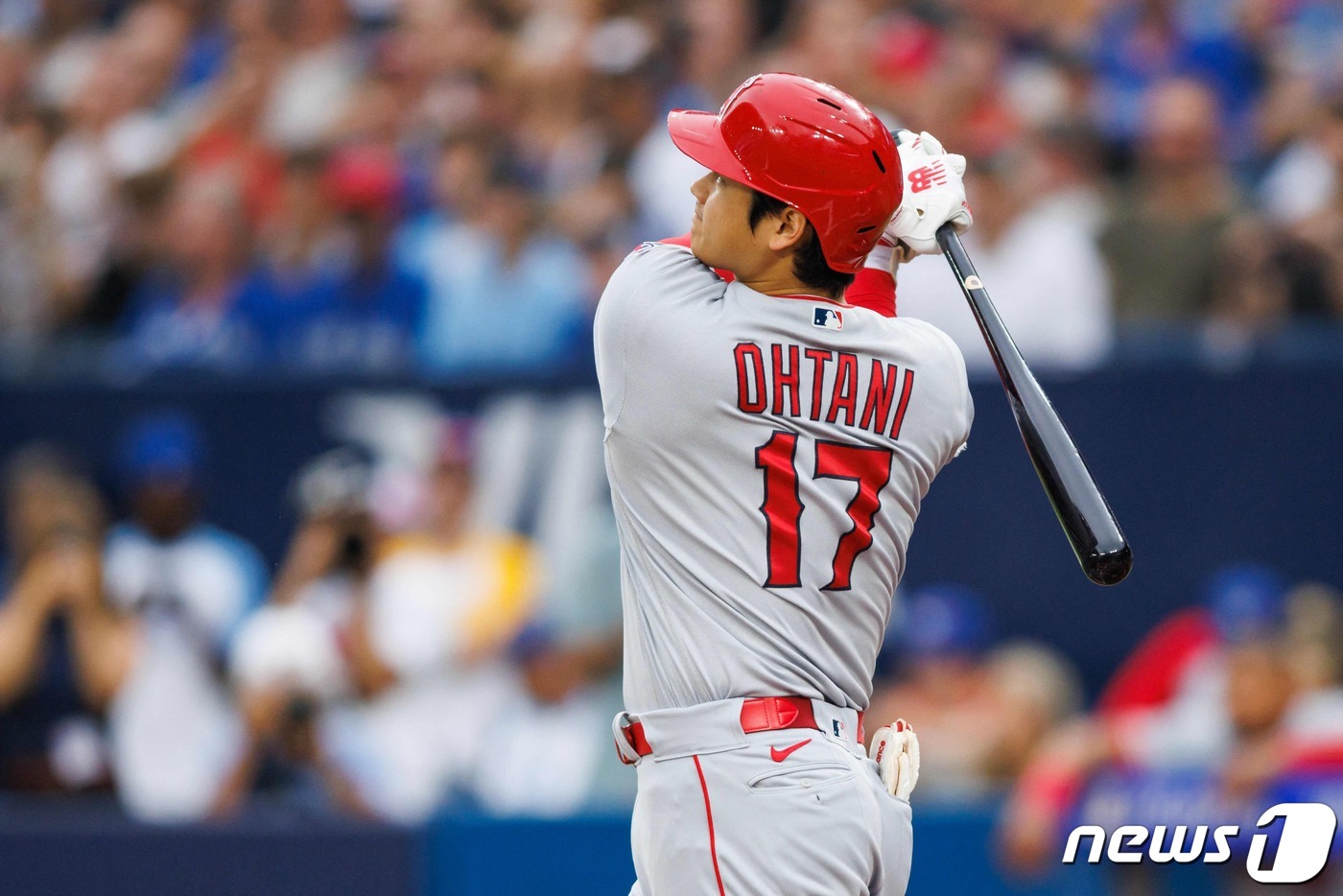 '다저스맨' 오타니, 등번호 '17번' 쓸 듯…유니폼 선주문 시작