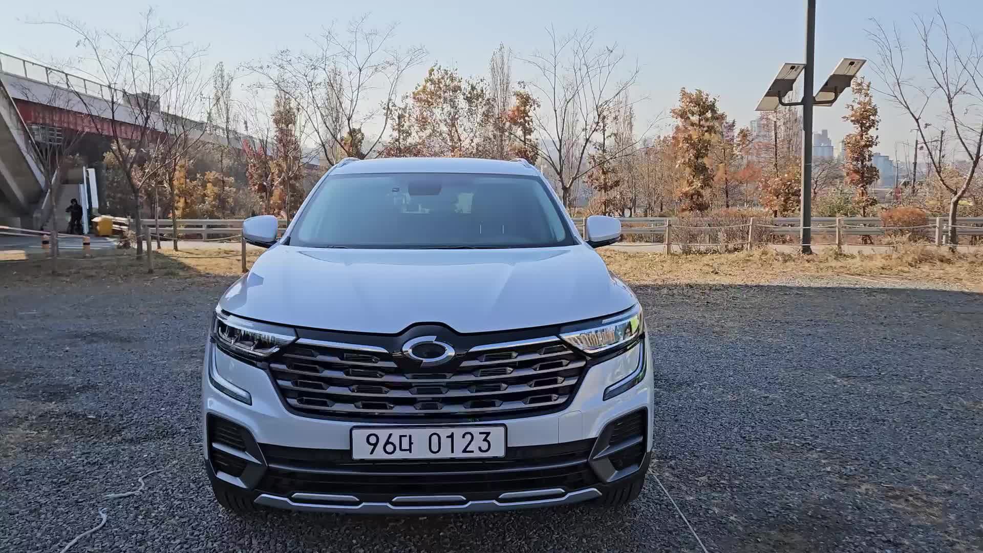 [시승기] 겉은 승용차 속은 화물차… 르노 QM6 퀘스트