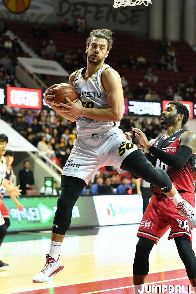 [기록왕 Race ] 2R MVP 아셈 마레이“리바운드왕 넘보지마레이”