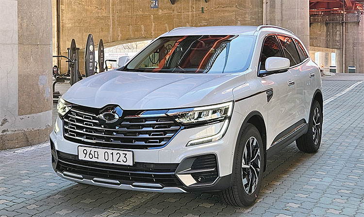 [시승기] 르노코리아 QM6 퀘스트 | 겉은 승용차, 속은 화물차…실용성 꽉 채웠다