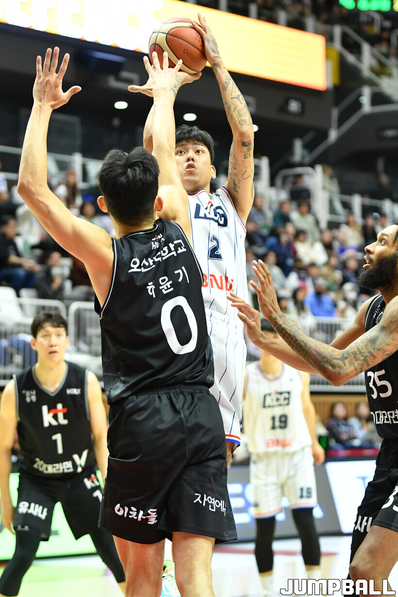 [JB프리뷰] ‘마스크맨’ 돌아온 KT의 파죽지세, KCC는 90점대 득점 필요?