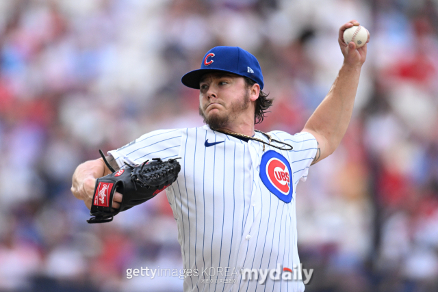 '바우어-이마나가'의 ML 복귀·진출 희망…위기의 日 요코하마, 최고 157km '류현진 前 동료' 품었다