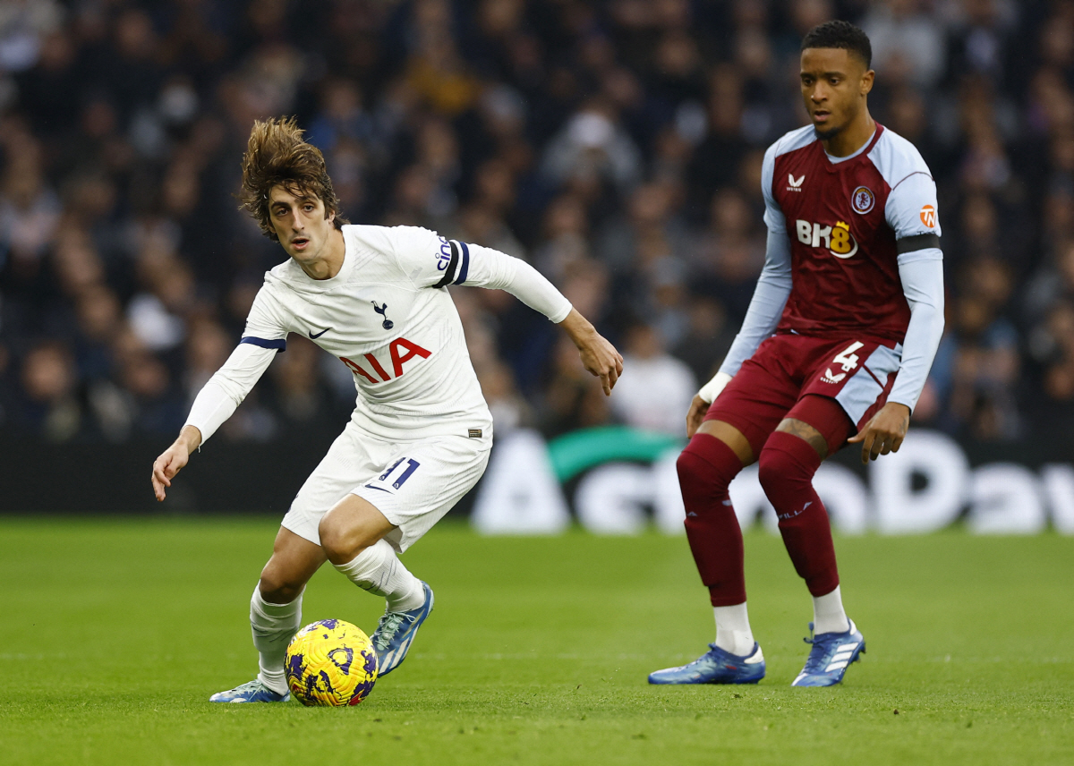 'SON 분노 유발자' 토트넘 FW, EPL 돌풍의 팀 이적 가능성 점화..."이미 협상 시작했다"