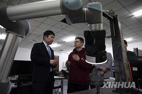 (EyesOnSci)CHINA-AOI TECHNOLOGY-RESEARCHER-ENTREPRENEUR (CN)