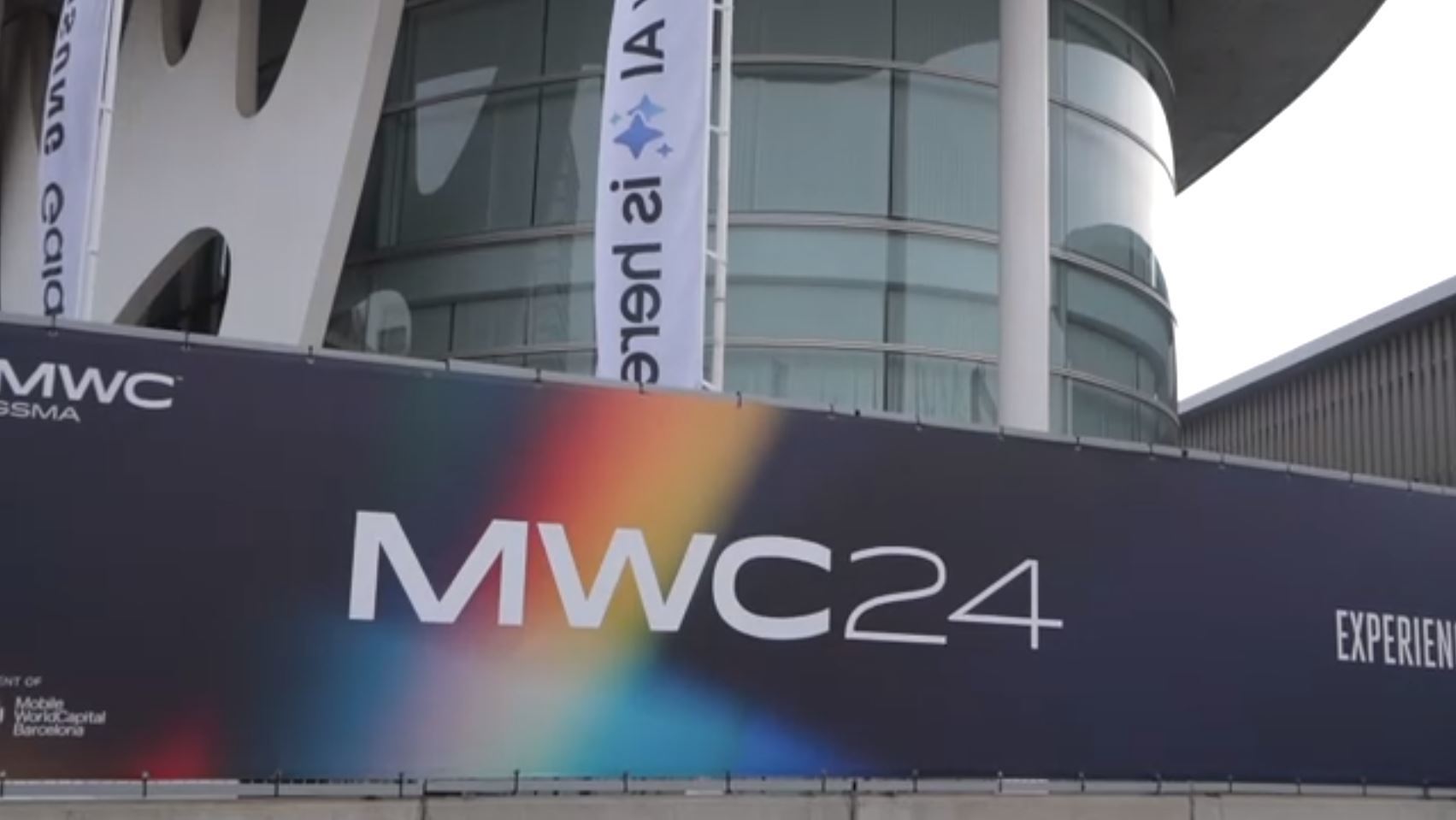 [MWC2024] 삼성전자 포문 연 AI폰…中업체 신제품 인해전술