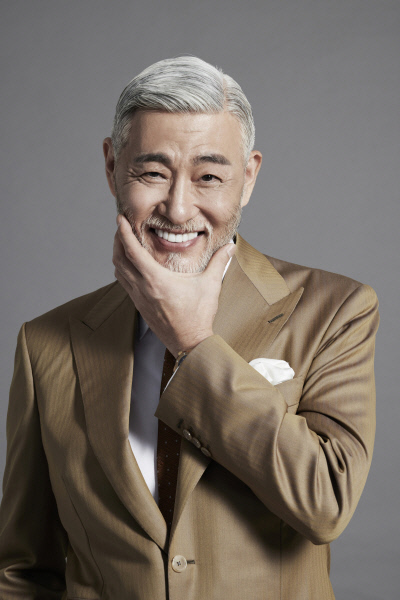 나이 지우고 ‘나답게’ 가꾸는 5060 남성들