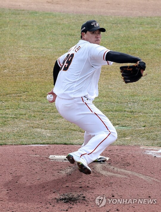 148km, KBO에서 이정도면 파이어볼러… 류현진이 무서운 이유[스한 이슈人]