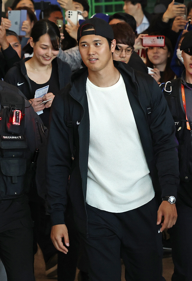 ‘갓생’ 꿈꾸며… MZ세대, 육각형 인간 ‘오타니 앓이’