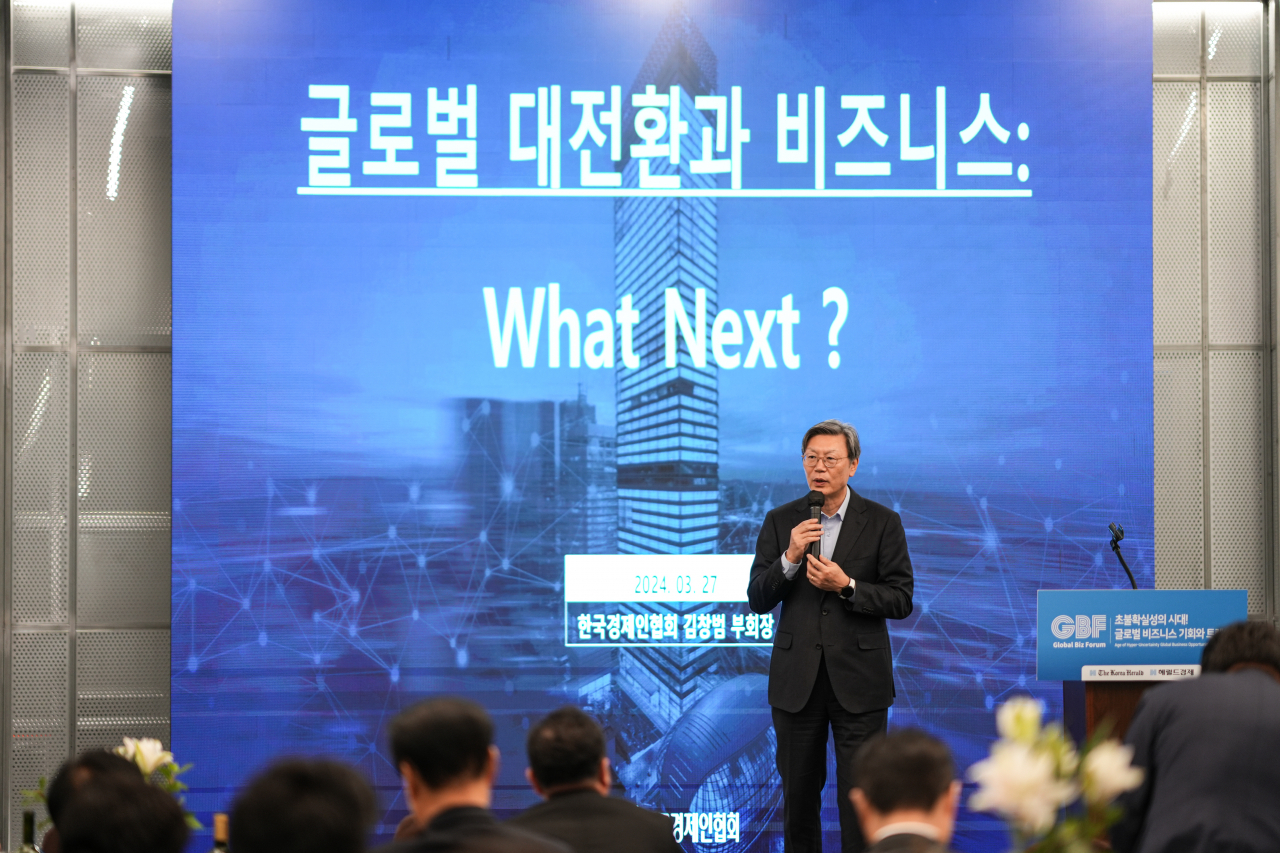 Top Chinese envoy highlights synergy of bilateral cooperation in industries