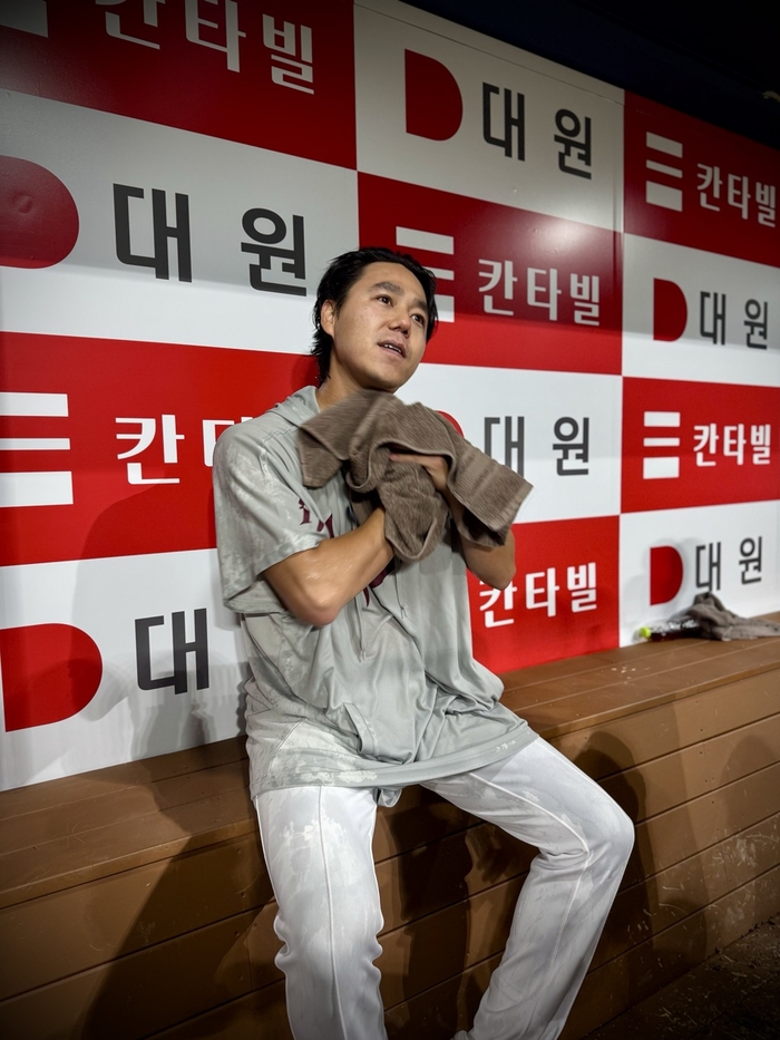 “먹어도 안 찌는 거 근력으로 올려보자 다짐” 11년 전 선발 유망주가 제대로 돌아왔다 [SS스타]