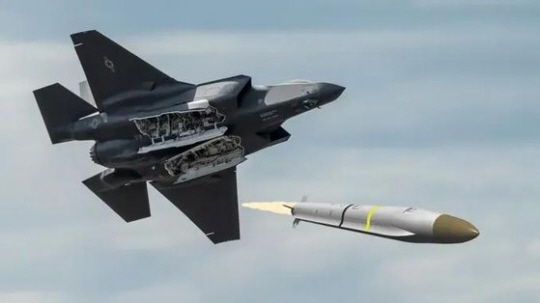 “전술핵 배치 안해도 F-35 ‘핵무기 탑재’ 개조해 북 압박 가능”