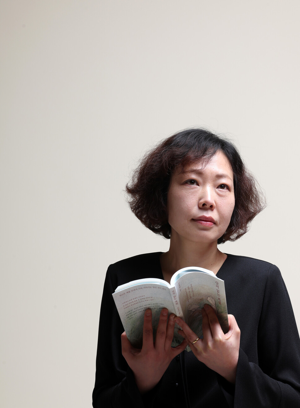 “번역의 기준은 ‘알리고 싶은 작가’” [책&생각]