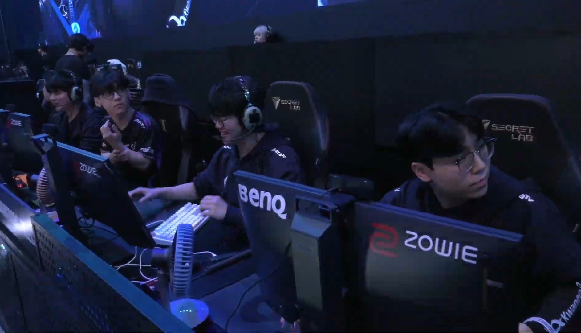 [PWS GF] '100점 돌파' 광동, 2일 차에도 선두 유지