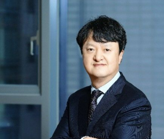 박현진 밀리의서재 대표 최대 실적 속 첫 자사주 매입