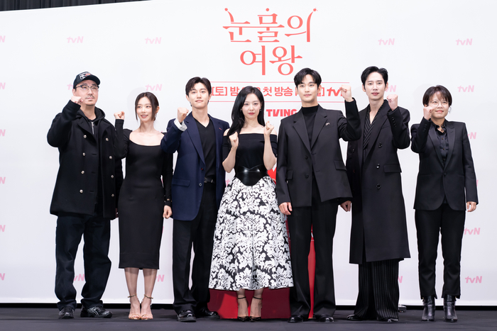 [단독] ‘눈물의 여왕 역대급 시청률 “포상 휴가 논의 無 종방연도 끝”