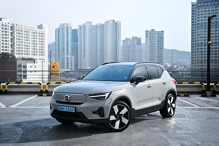 [시승기] 능숙함이 돋보이는 전동화 SUV - 볼보 XC40 리차지