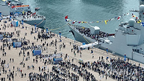 (ShandongHorizon)CHINA-SHANDONG-QINGDAO-NAVY VESSELS-PUBLIC EVENT (CN)