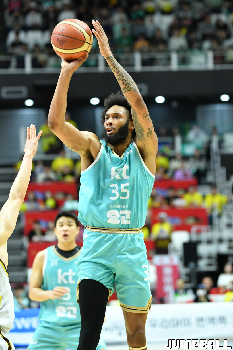 [파이널 프리뷰] ‘17년만의 챔피언결정전’ KT의 ‘배스 Go’, ‘슈퍼팀’ KCC 상대로도 통할까?