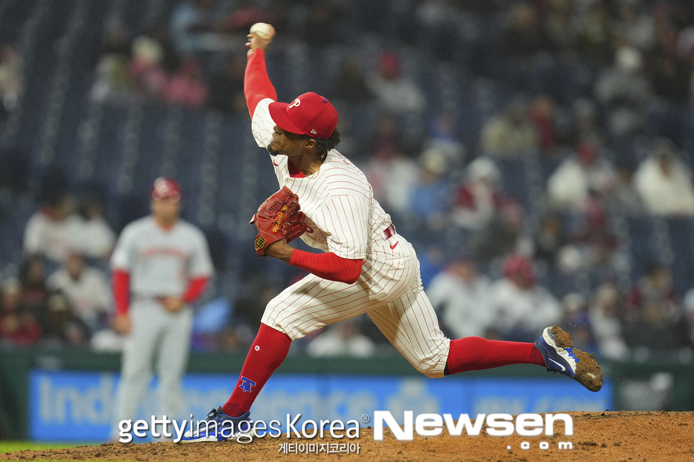 ‘KBO 출신’ 리카르도 핀토, 6경기만에 ML 전력 제외..PHI서 DFA