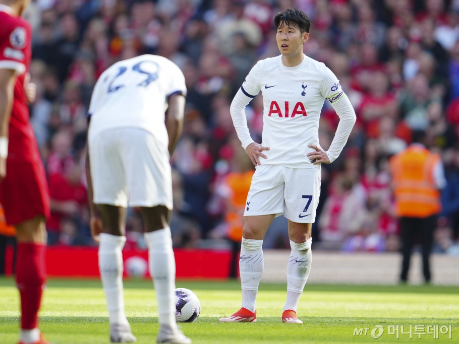 "아쉽다"…손흥민, 17골 9도움에도 'EPL 올해의 선수' 후보 제외