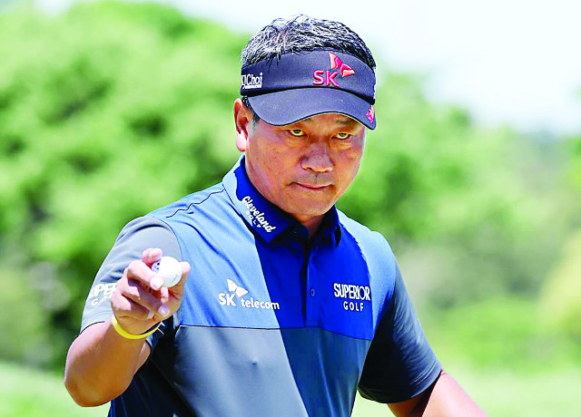 최경주, KPGA 최고령 우승… “하나님 은혜로 이룬 승리”