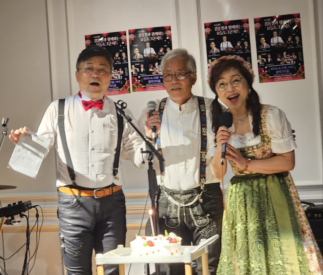 ‘요들 대부’ 김홍철, 토크 콘서트