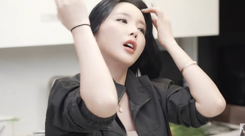 홍진영 머리 묶으니 소멸할 듯 작은 얼굴, 옆선까지 완벽