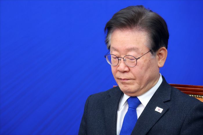 대북송금 이화영 1심 징역 9년 6개월…이재명 추가 기소 여부 주목