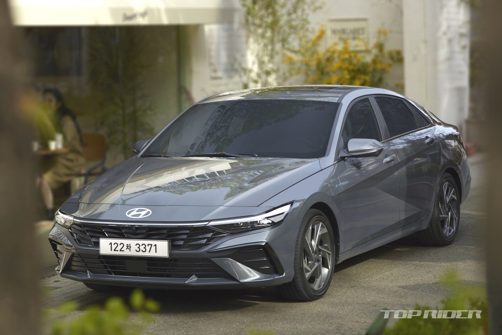 현대차 아반떼 2025년형 출시, 가격은 1994~3360만원 | 탑라이더