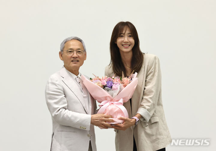 한유미·한송이 "배구 은퇴 뒤 고민…체계적인 프로그램 절실"