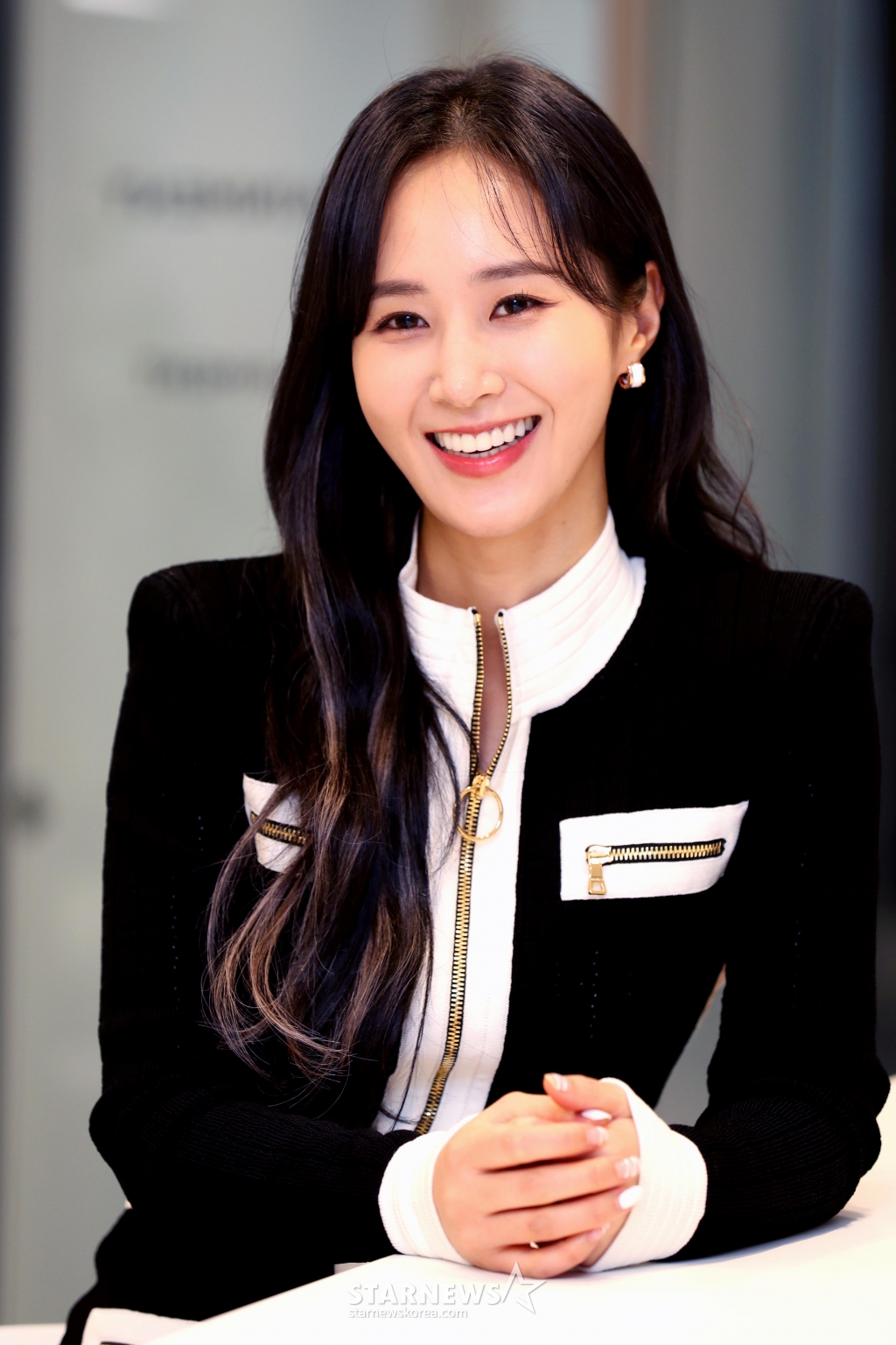 [단독]소녀시대 권유리, 이제훈 만나나..'협상의 기술' 특별출연