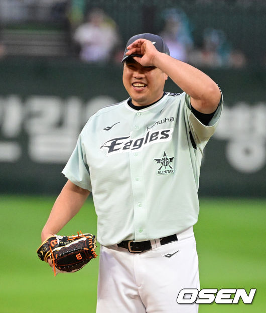 '12년 만에 KBO 올스타' 류현진, 역시 코리안몬스터! 1이닝 1K 무실점 퍼펙트 피칭 [올스타전]
