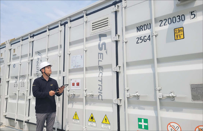 홋카이도 최대…ESS 옆에 선명한 ‘LS’