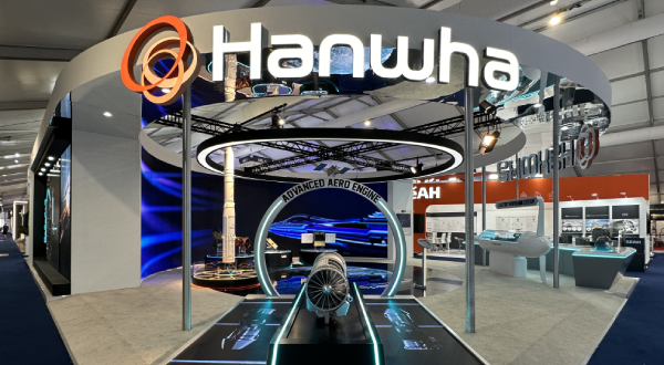 Hanwha unveils advanced aircraft engine prototype