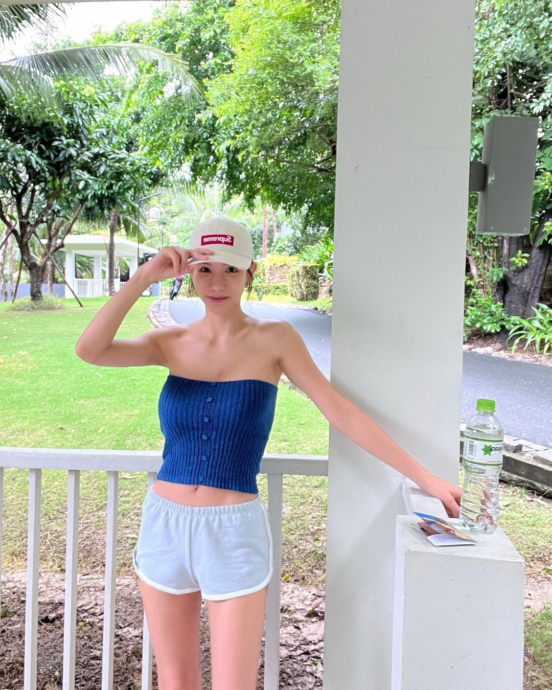 '애둘맘' 애프터스쿨 정아, 167cm 48kg이라더니…허리가 한 줌이네