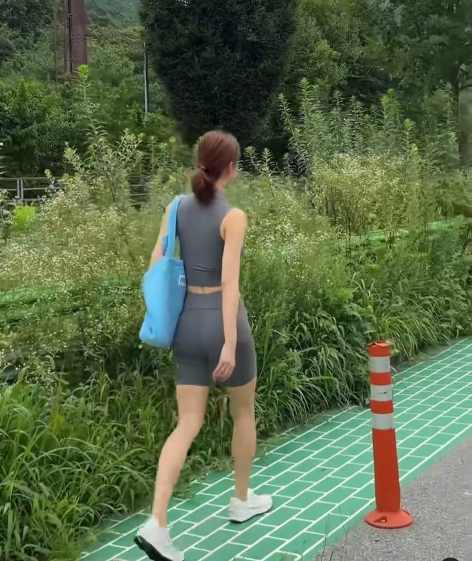 이렇게나 날씬한데…장희진, 폭염에도 '170cm 47kg' 유지하러 운동행