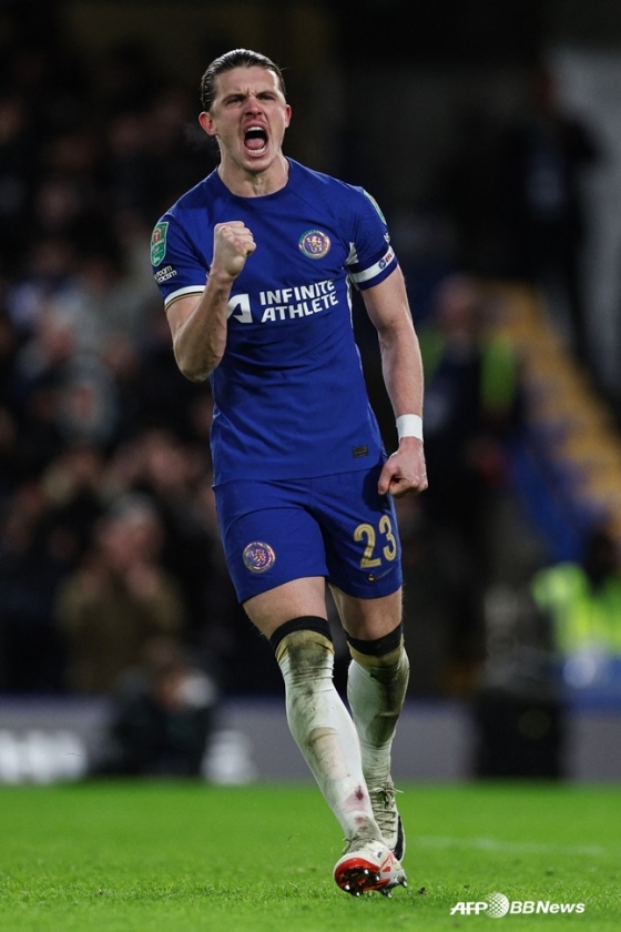 'SON과 함께 뛸 일 없다' 첼시 준척급 MF, 토트넘 구애+첼시 재계약 거부 'ATM 이적 임박'... UCL 출전 때문이었나