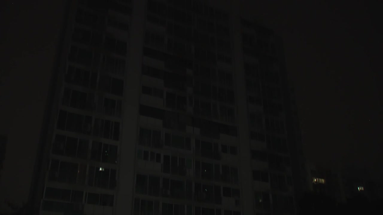 열대야 속 인천 아파트 300여 세대 정전..."변압기 이상"